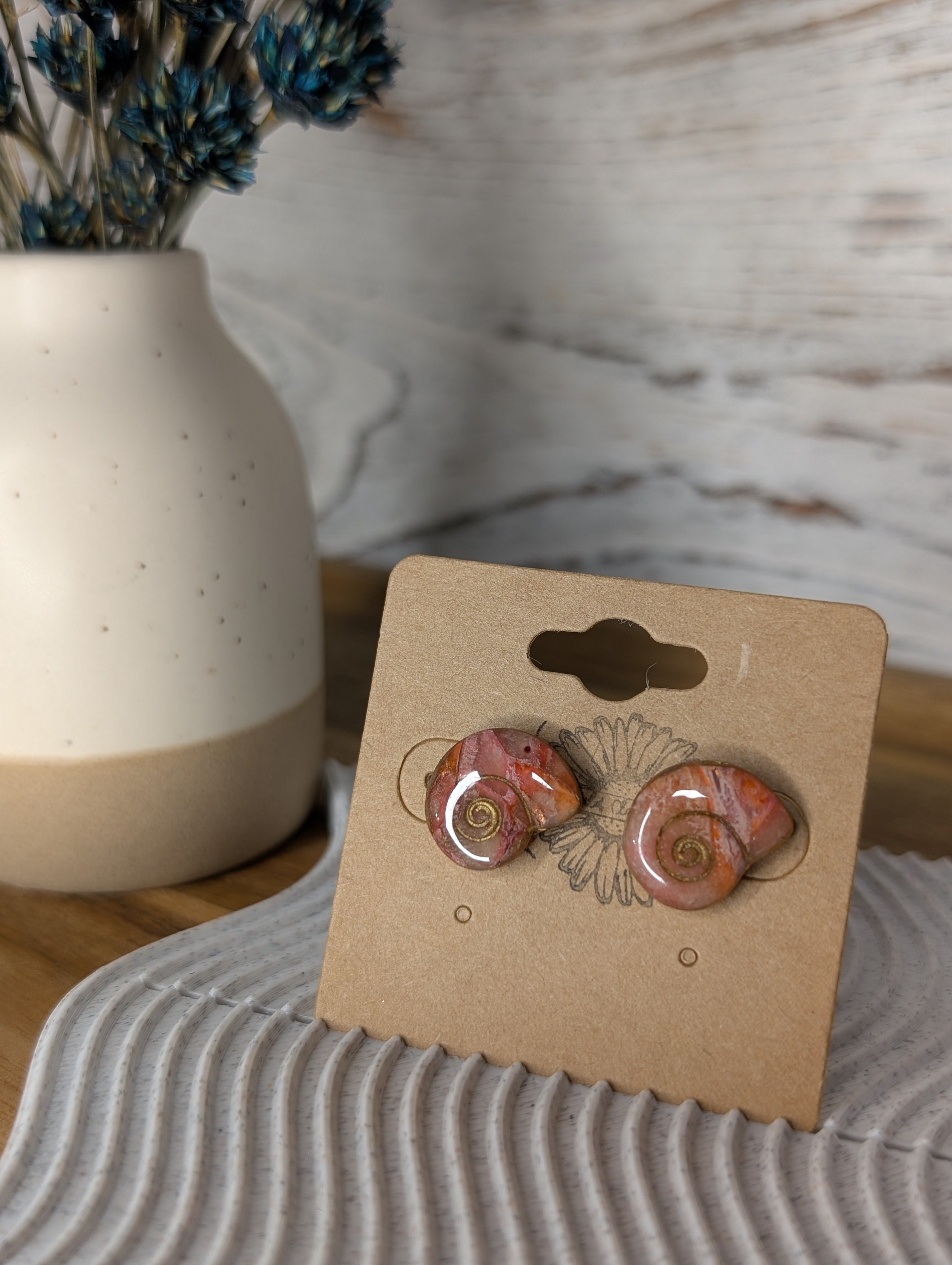 Conch Shell Studs – WildClayCafe